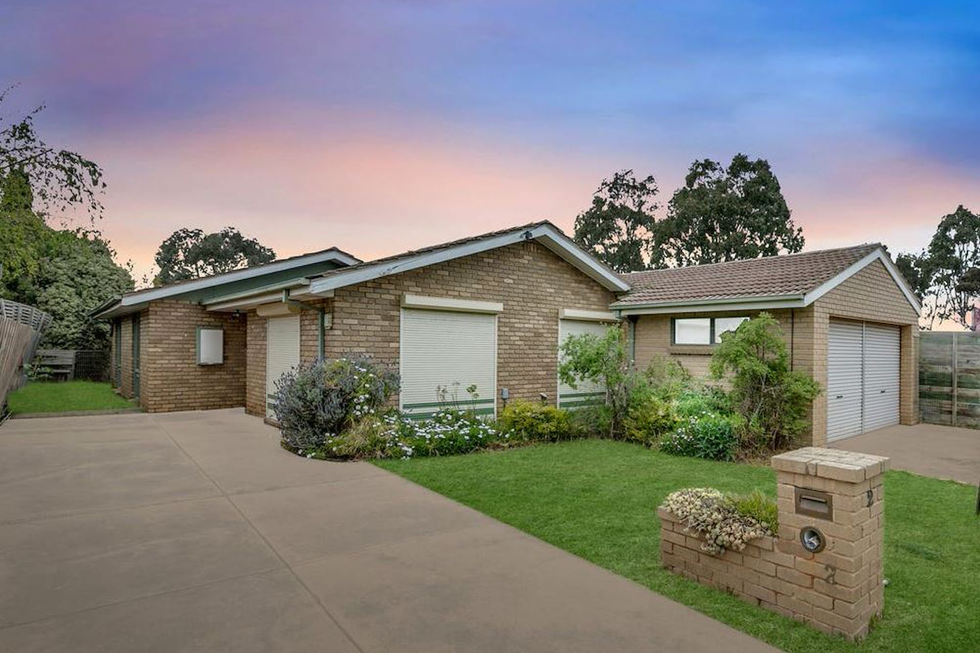 2 Kinloch Road, Melton, VIC 3337