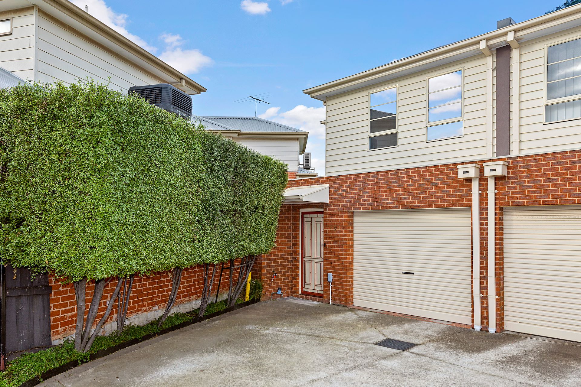 5/16 Conifer Avenue, Brooklyn, VIC 3012